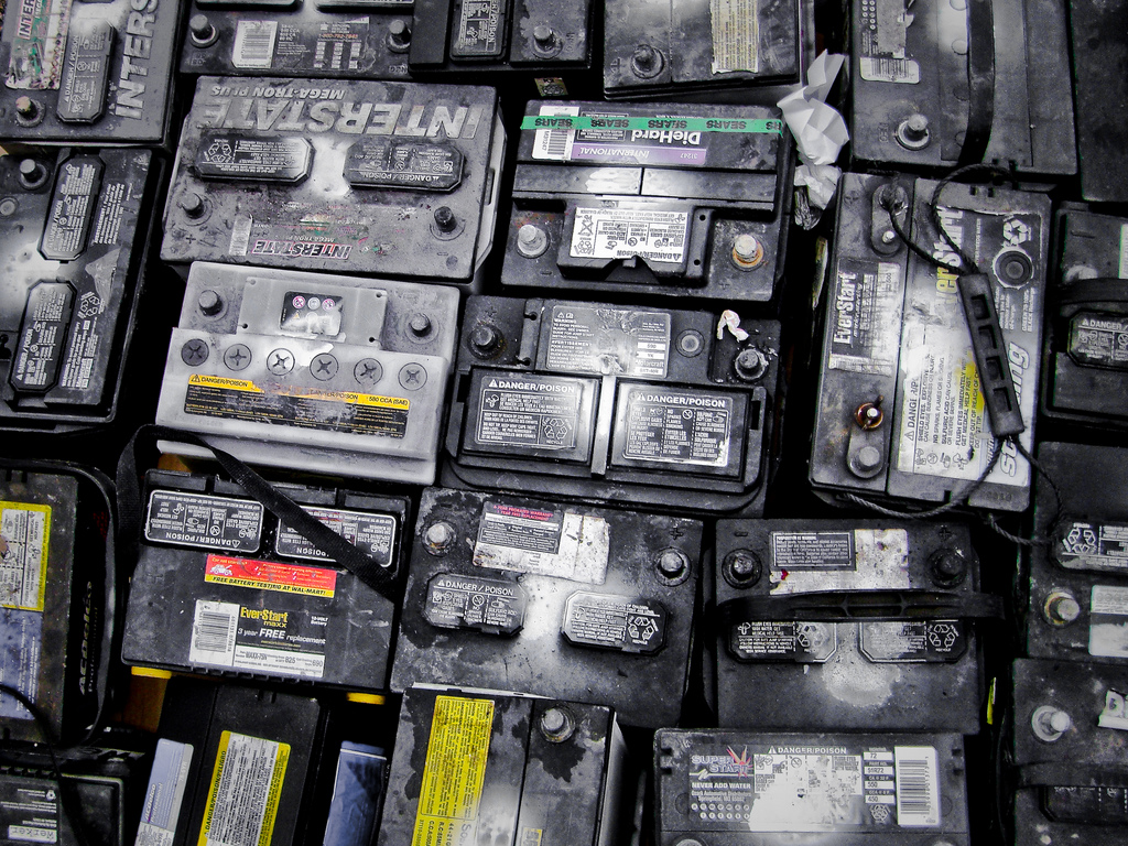 China's Electric Vehicle Boom Brings a Wave of Battery Waste ...